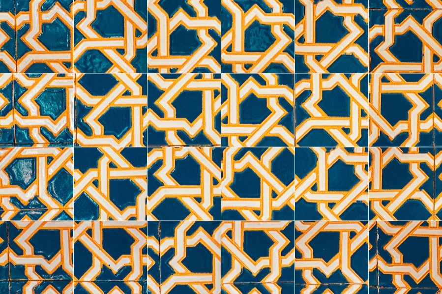 Photo puzzle game of yellow and black tribal pattern